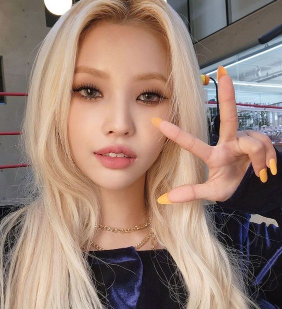 Soyeon: Wiki, Career, Awards, 9 Fun Facts & More - KDrama Live