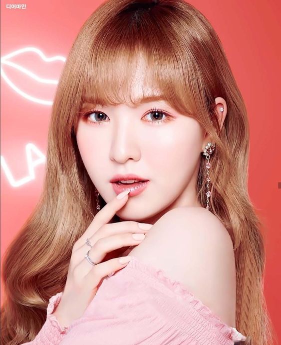 Wendy: Wiki, Career, Awards, 10 Fun Facts & More - KDrama Live