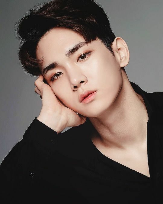Key: Wiki, Career, Awards, 8 Fun Facts & More - KDrama Live