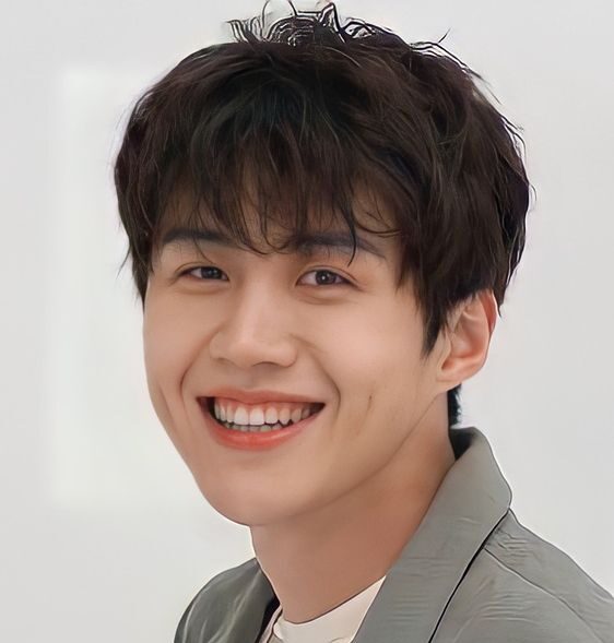 Kim Seon-ho: Wiki, Career, Awards, 11 Fun Facts & More - KDrama Live